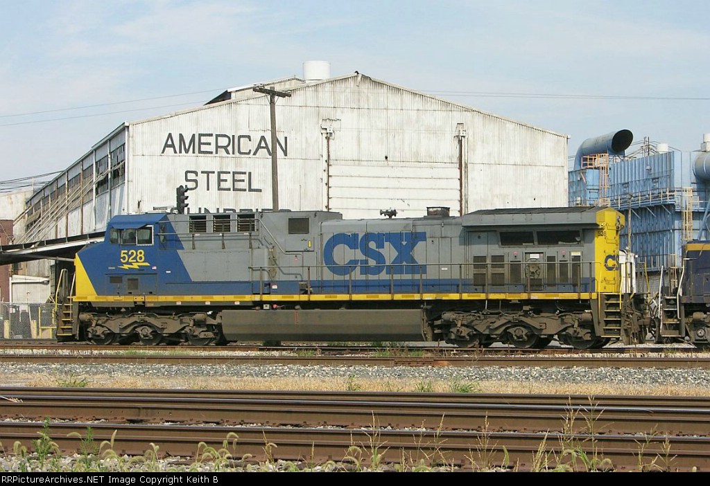 CSX 528 East